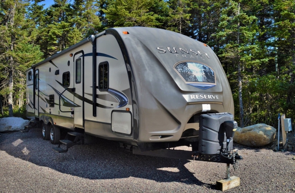 Parkside RV - 2014 Crossroads RV Sunset Trail 32BH